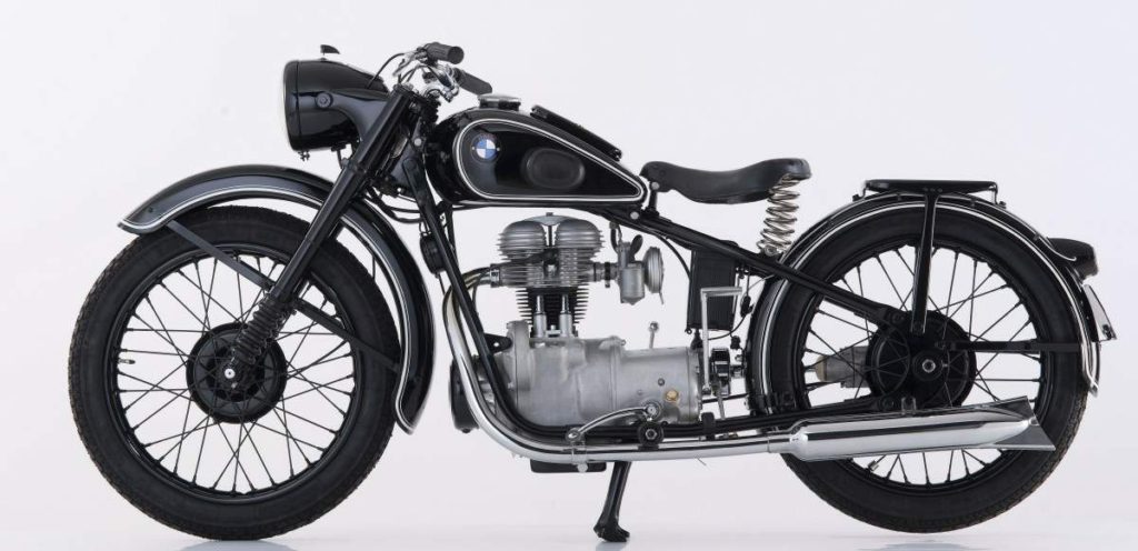 Istorija BMW - od proizvodnje aviona do super brzih motora - BJBikers.com