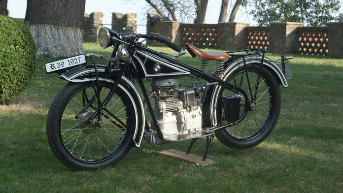 Istorija BMW - od proizvodnje aviona do super brzih motora - BJBikers.com