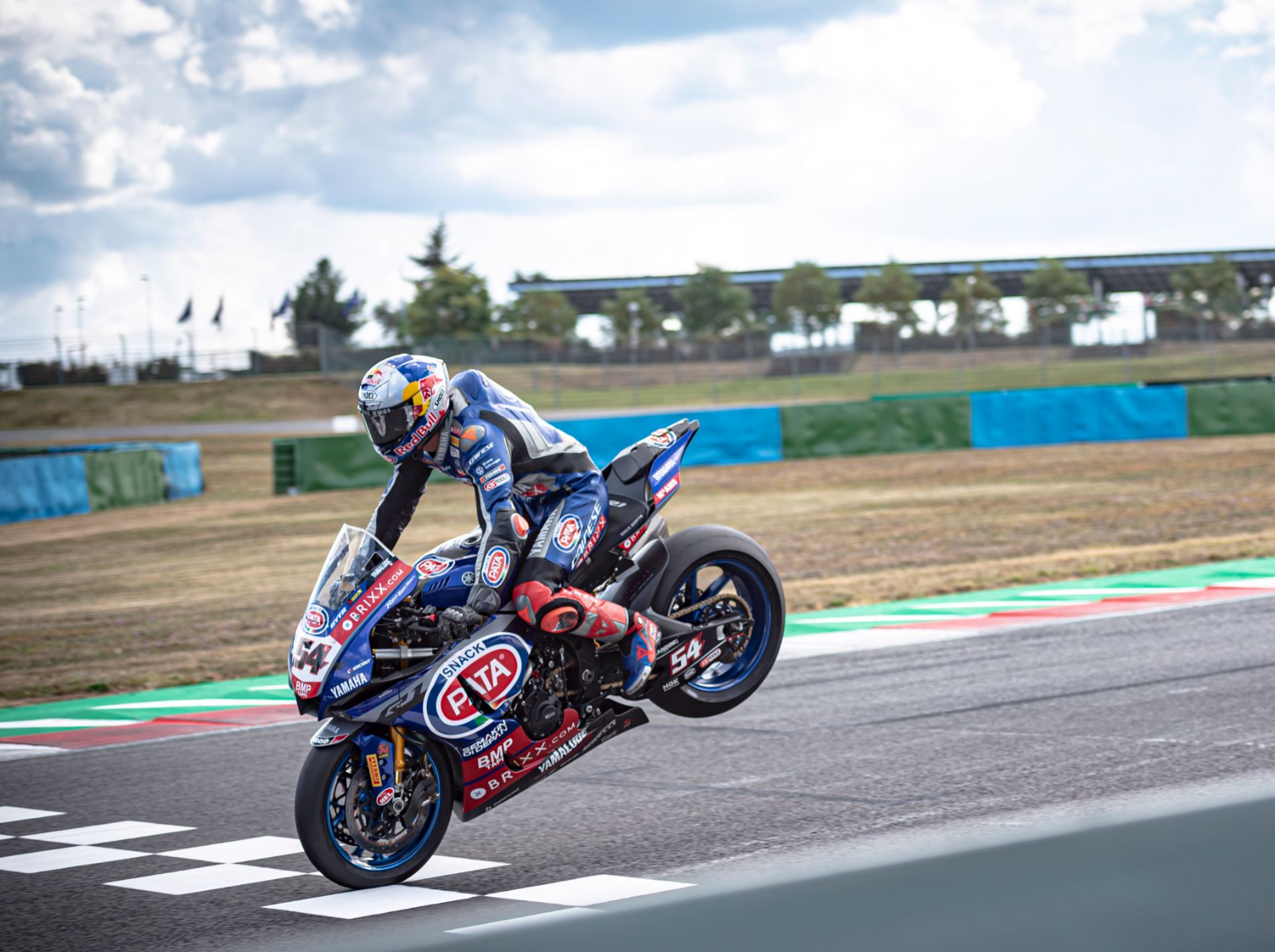 Toprak prelazi u BMW! - BJBikers.com