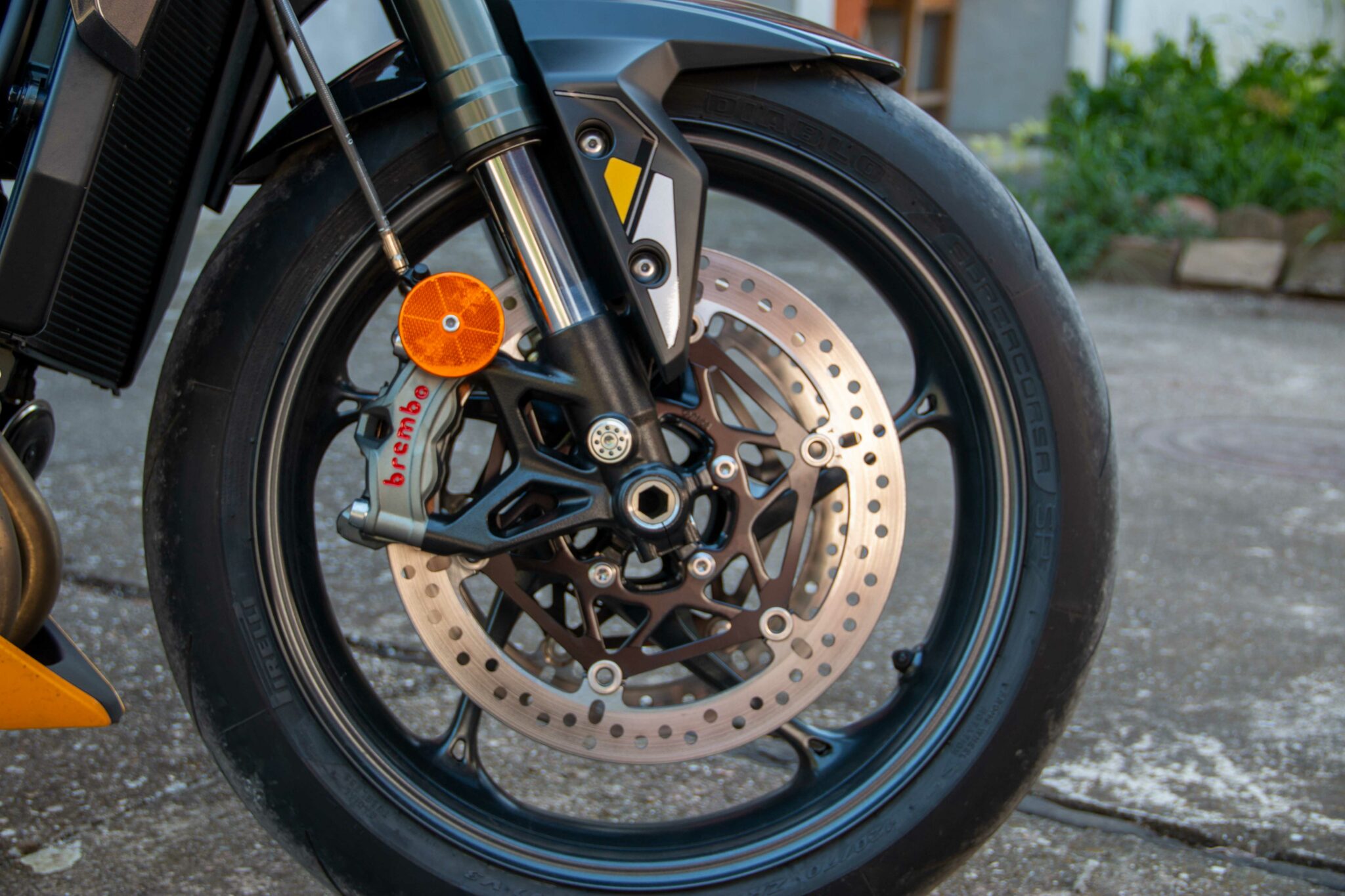 Triumph Street Triple 765RS - Trkač u duši - BJBikers.com
